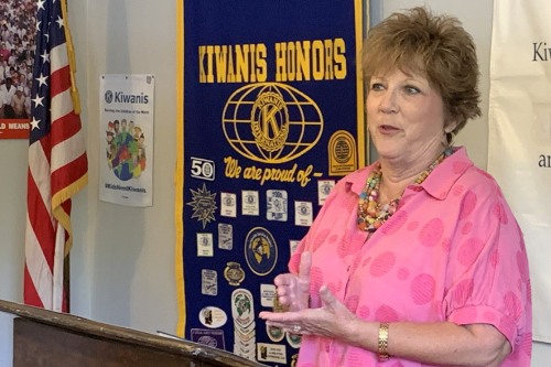 Gail Shelton Speaks to Kiwanis about Trip to Spain | Winn Parish Journal